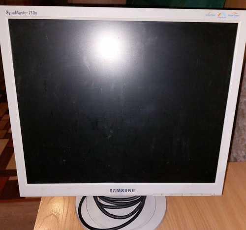 Монитор Samsung SyncMaster 710N, 1280x1024, 75 Гц