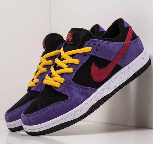 Кроссовки Nike SB Dunk Low