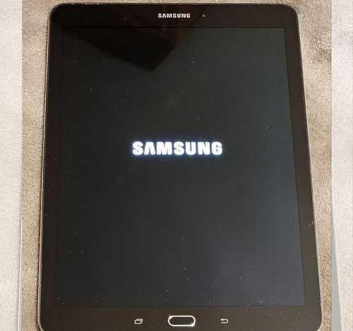 Планшет Samsung Galaxy Tab S2