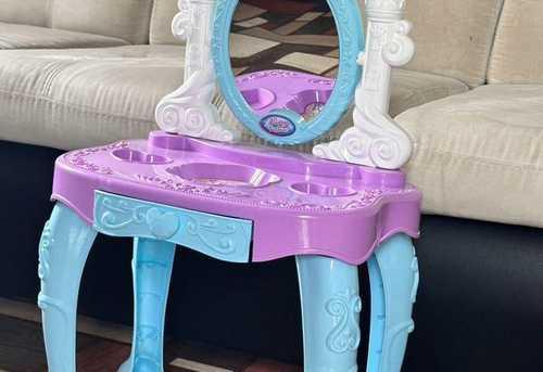 Туалетный столик с зеркалом детский