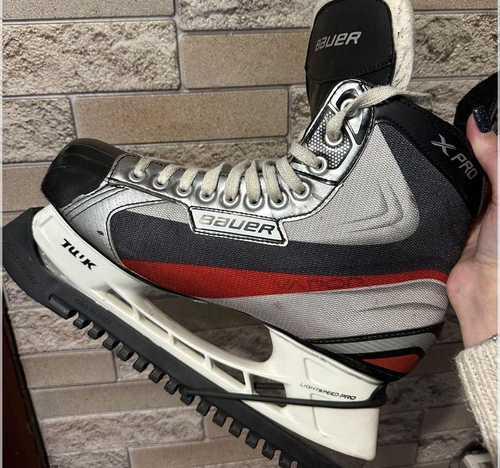 Хоккейные коньки Bauer light speed