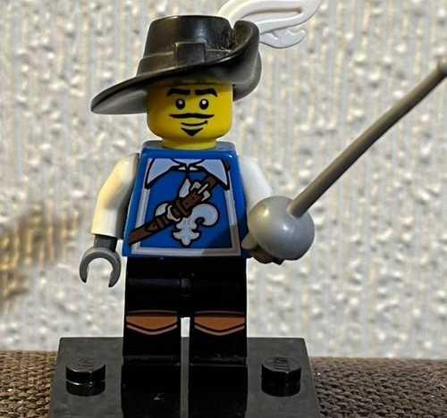 Lego minifigures series 4