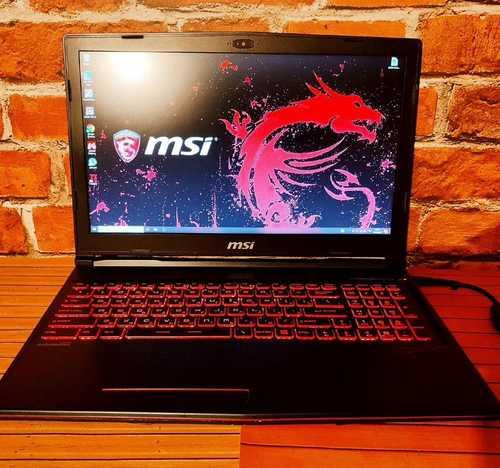 MSI MS-16P6 - i5-8 Gen \ 8 Озу \ GTX 1050 \ SSD