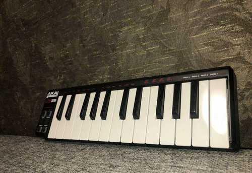 Midi клавиатура akai PRO LPK25