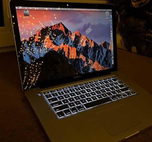 Apple macbook pro 2011