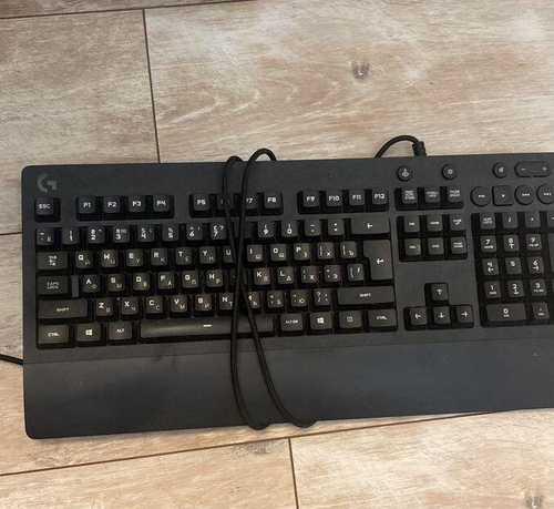 Игровая клавиатура Logitech g213