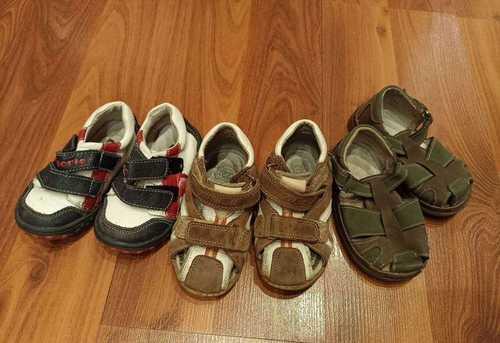 Ботинки и сандалии 22 размер
