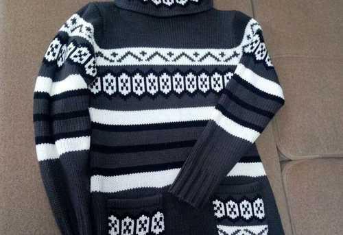 Трикотажный свитер женский