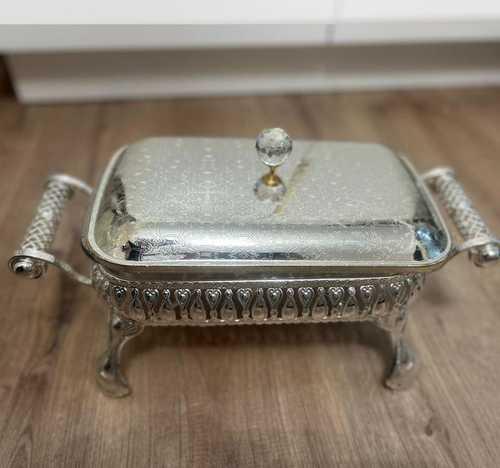 Блюдо для подачи горячего