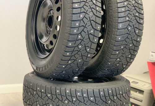 Bridgestone Blizzak Spike-02 195/65 R15 91T