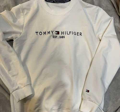 Tommy hilfiger свитшот женский