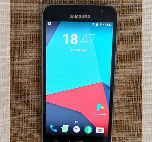 Samsung Galaxy J3 (2016) SM-J320F/DS, 8 ГБ