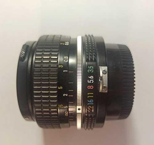 Nikkor 28mm 3.5