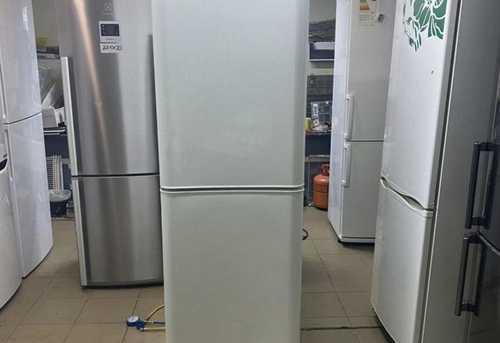 Холодильник indesit 2-х моторный на гарантии