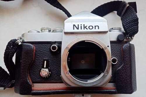 Коллекционный фотоаппарат Nikon F2 тушка
