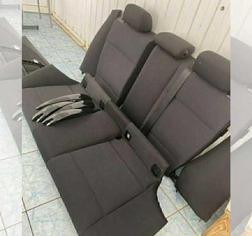 Заднее сидение BMW Е