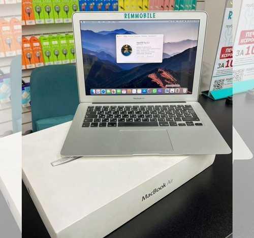 Apple macbook air 13 (2014 год)