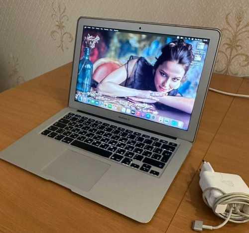 Apple macbook air 13 2017 8gb 256