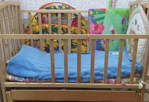 Детская кровать бу с 0 до 4 лет