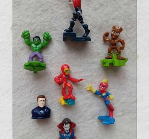 Игрушки из Киндер marvel   Стиратели