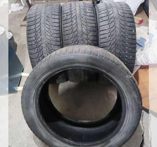 Triangle PL01 275/45 R21 110