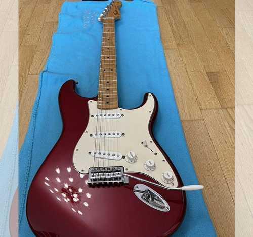 Электрогитара Fender Standard Stratocaster