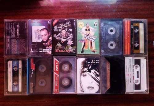 Аудиокассеты с записью, пластинка