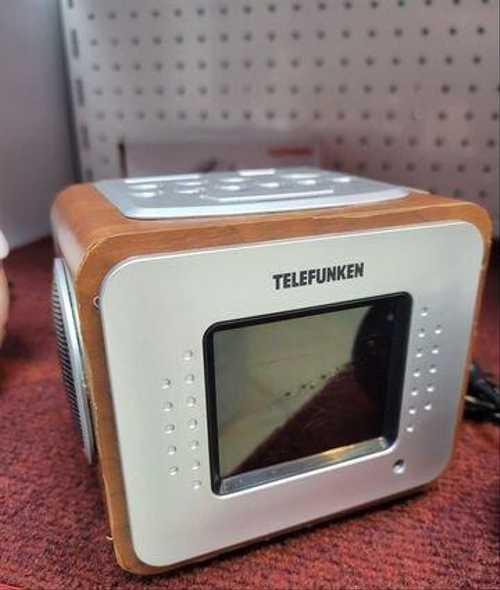 Радио-часы Telefunken TF-1575U Dark Wood/Amber