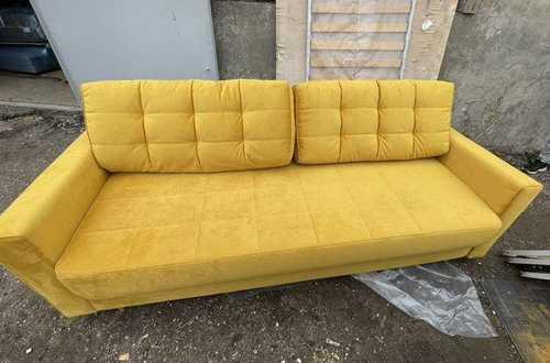 Яркий стильный диван-кровать Аскона Amani живой