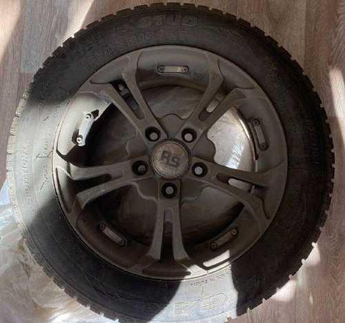 Зимние колеса в сборе 185/65 r15