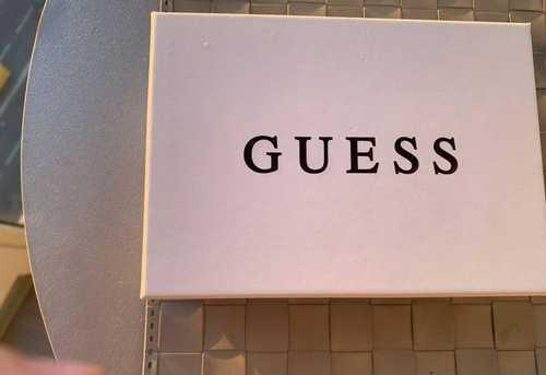 Обложка на паспорт guess