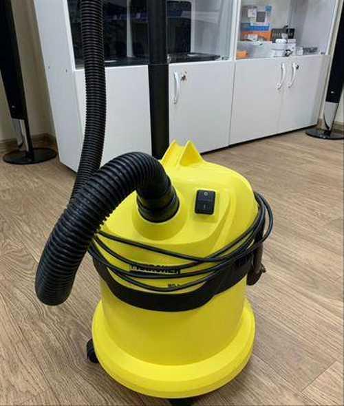 Пылесос Karcher WD2 (ID:И127773)