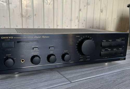 Усилитель onkyo A-812XG japan Интегральный