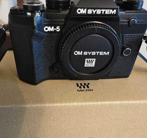 Цифровой фотоаппарат olympus OM-5