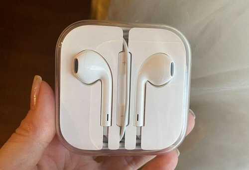 Новые оригинальные наушники EarPods (Lightning)