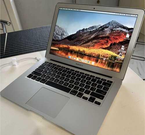 Apple MacBook Air 13 mid 2012