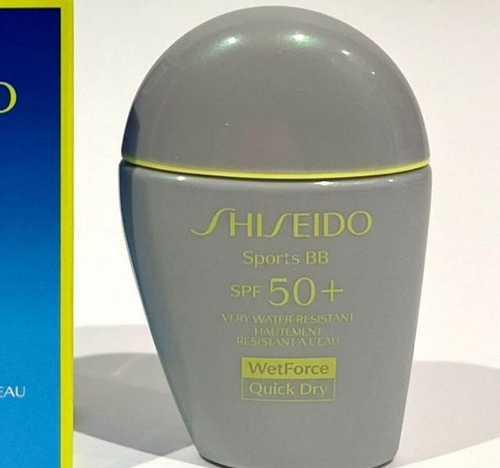 Shiseido тональный BB-крем SPF50 Sports