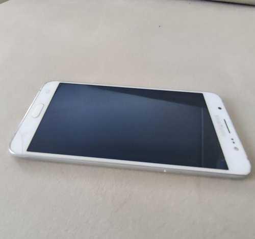 Samsung Galaxy J7 (2016), 2/16 ГБ