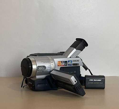 Видеокамера Sony Handycam DCR-TRV140e