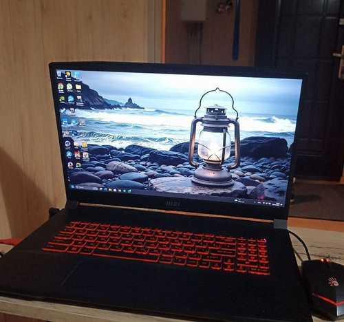 Msi katana 17 b12ucr 821xru