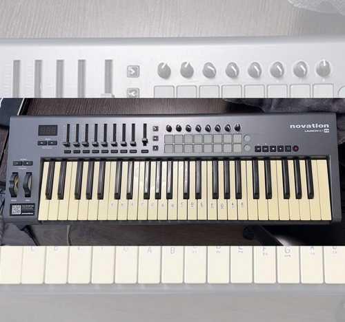 Midi клавиатура Novation launchkey 49