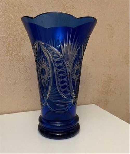 Синяя хрустальная ваза СССР