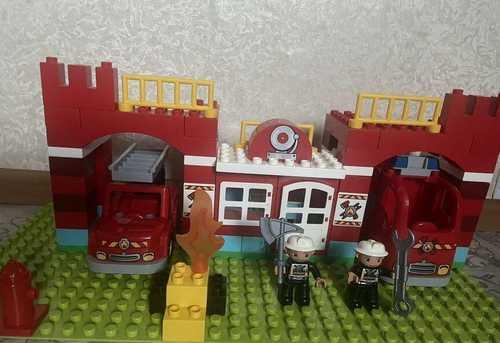 Lego duplo 10593 пожарная станция + пластина