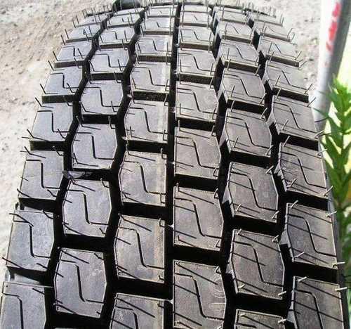 Грузовые шины 245/70R19.5 Ведущая ось
