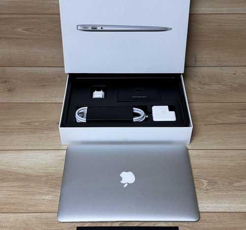 Феномен (2020) MacBook Air 13 A1466 Like NEW