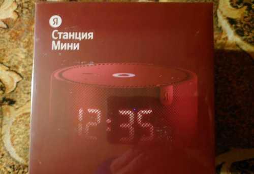 Яндекс Станция Мини с часами Красный гранат Новая