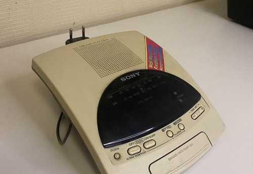 Радиобудильник Sony ICF-C780/WEE