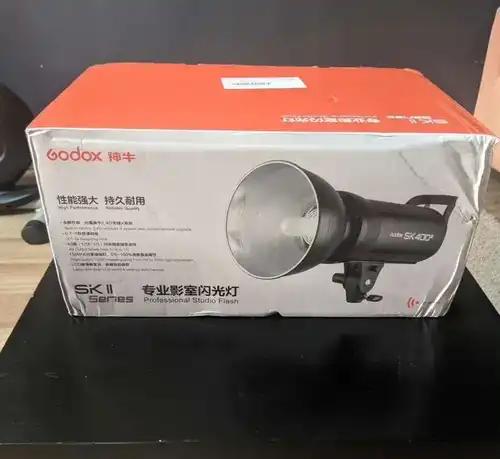 Вспышка студийная Godox SK400II-V