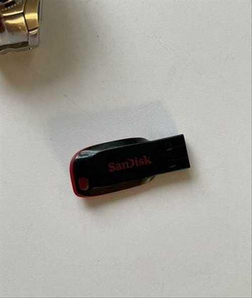 USB флешка SanDisc Cruzer Blade 32 Гб