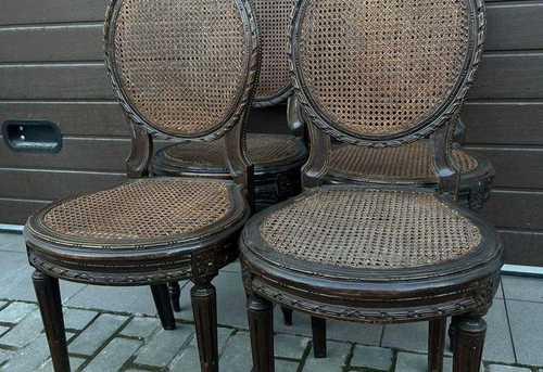 Антикварные стулья ротанга